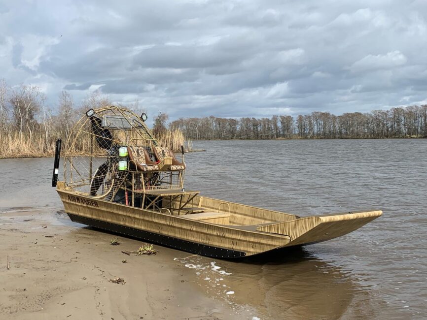 HUNTING & FISHING | American Airboat Corp.